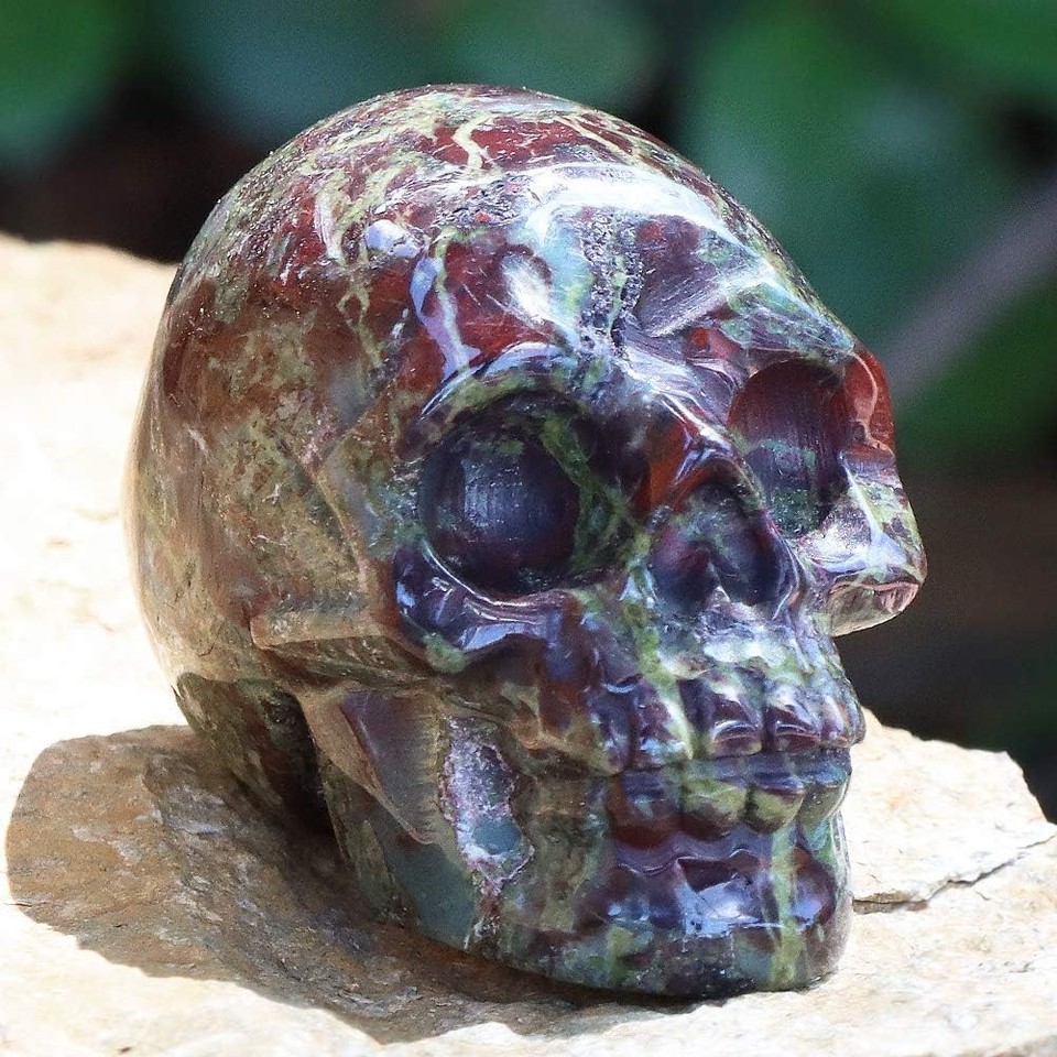 Artistone 2.0" Halloween Dragon Blood Stone Crystal Skull Bloodstone | eBay