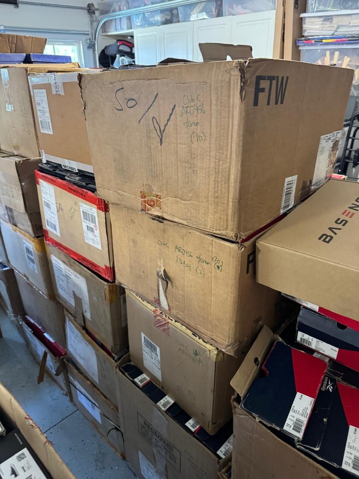 AR0456/ 100000155/100047776- Reebok Club C 85 White Green (Various ...