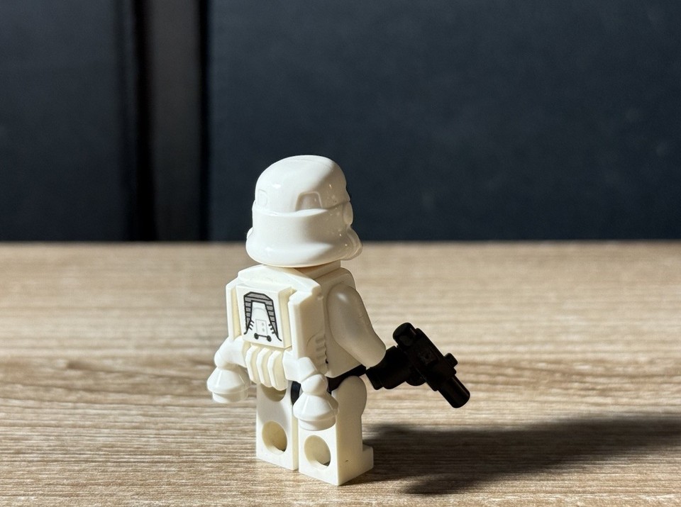 LEGO Star Wars Battle Damaged Stormtrooper Minifigure sw0691 75134 W ...