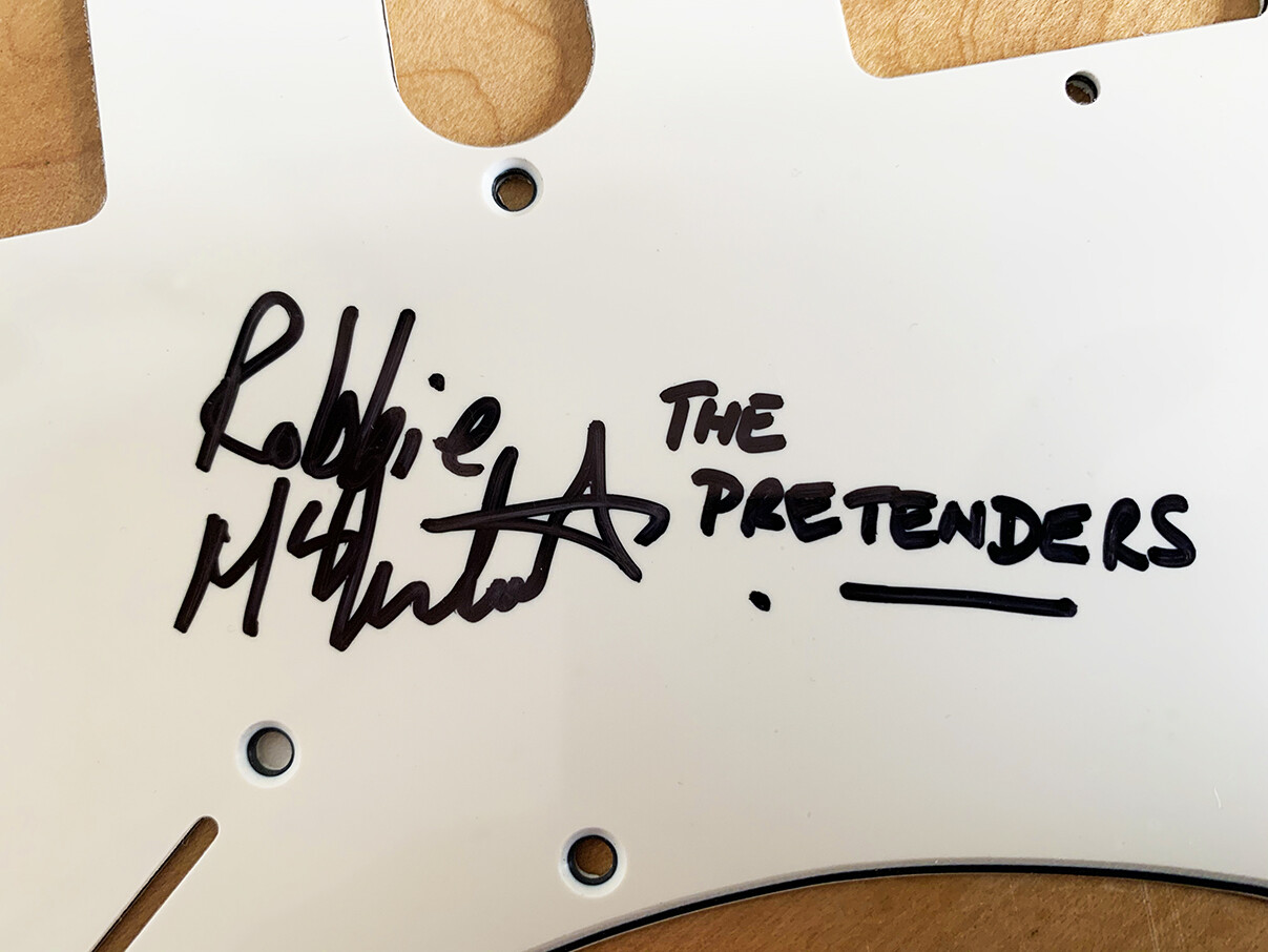 ROBBIE McINTOSH Pretenders HAND SIGNED GUITAR SCRATCH PLATE Paul ...