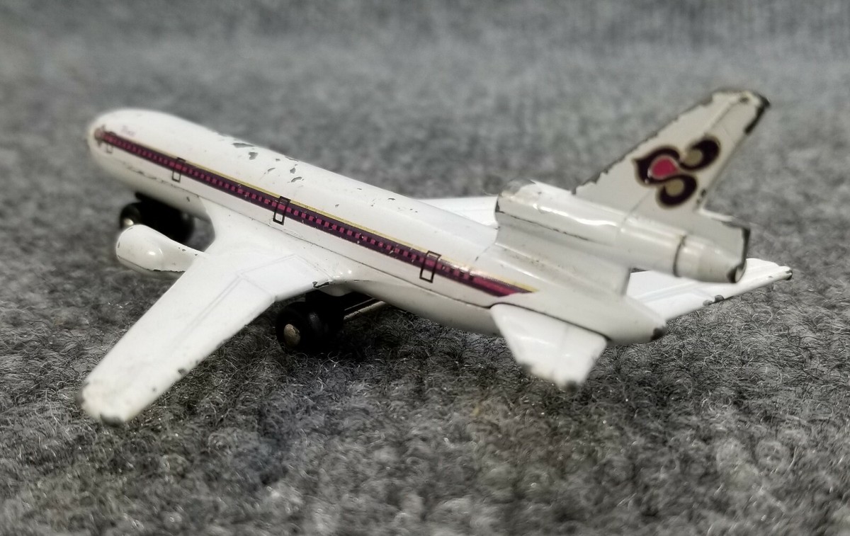 Matchbox Aircraft Dc 4 Airplane