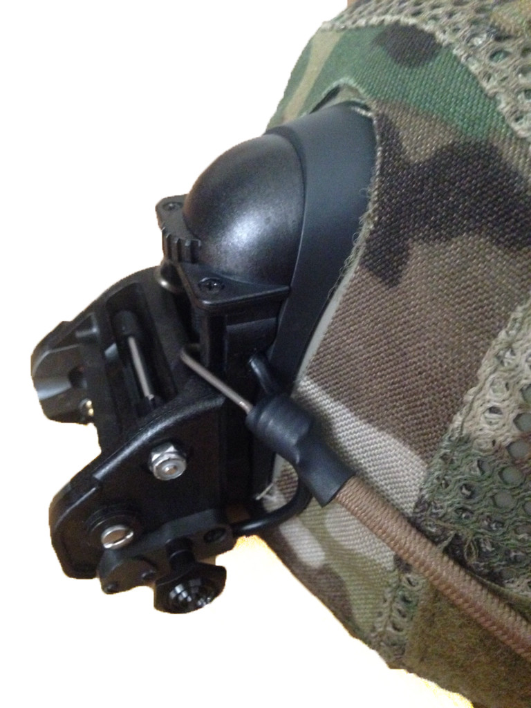 ANVIS AVS-6 AVS-9 4-hole Ground Helmet Mount Adapter Crye Ops-Core SF ...