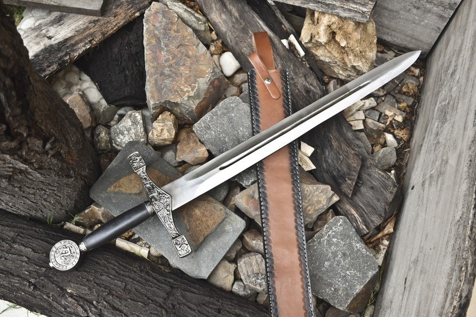 Ashen Edge Forged D2 Tool Steel Sword Leather Wrapped D2 Tool Steel ...