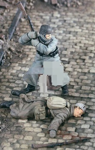 1/35 Resin Figure Model Kit German Infantry Soviet Wounded Soldier WW2 ...