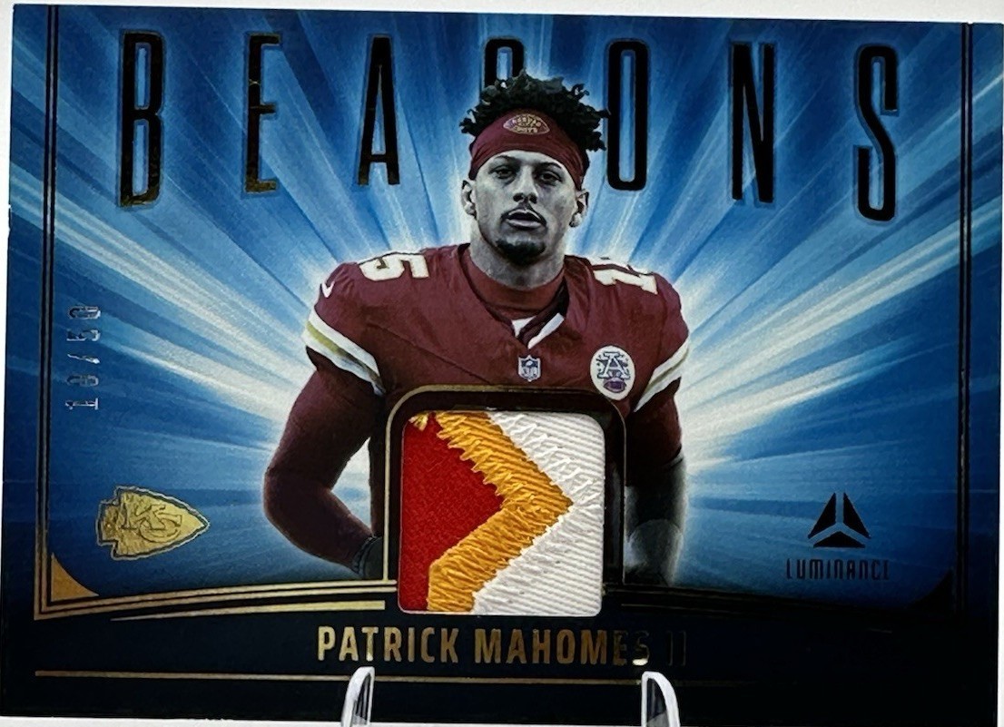 2024 Panini Luminance - Beacons Relics Patrick Mahomes II #BEA-PMS Gold ...