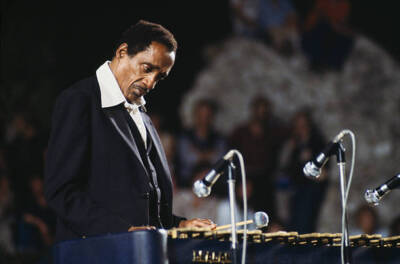 Milt Jackson Us Jazz Vibraphonist Playing The Vibraphone 1976 OLD PHOTO ...