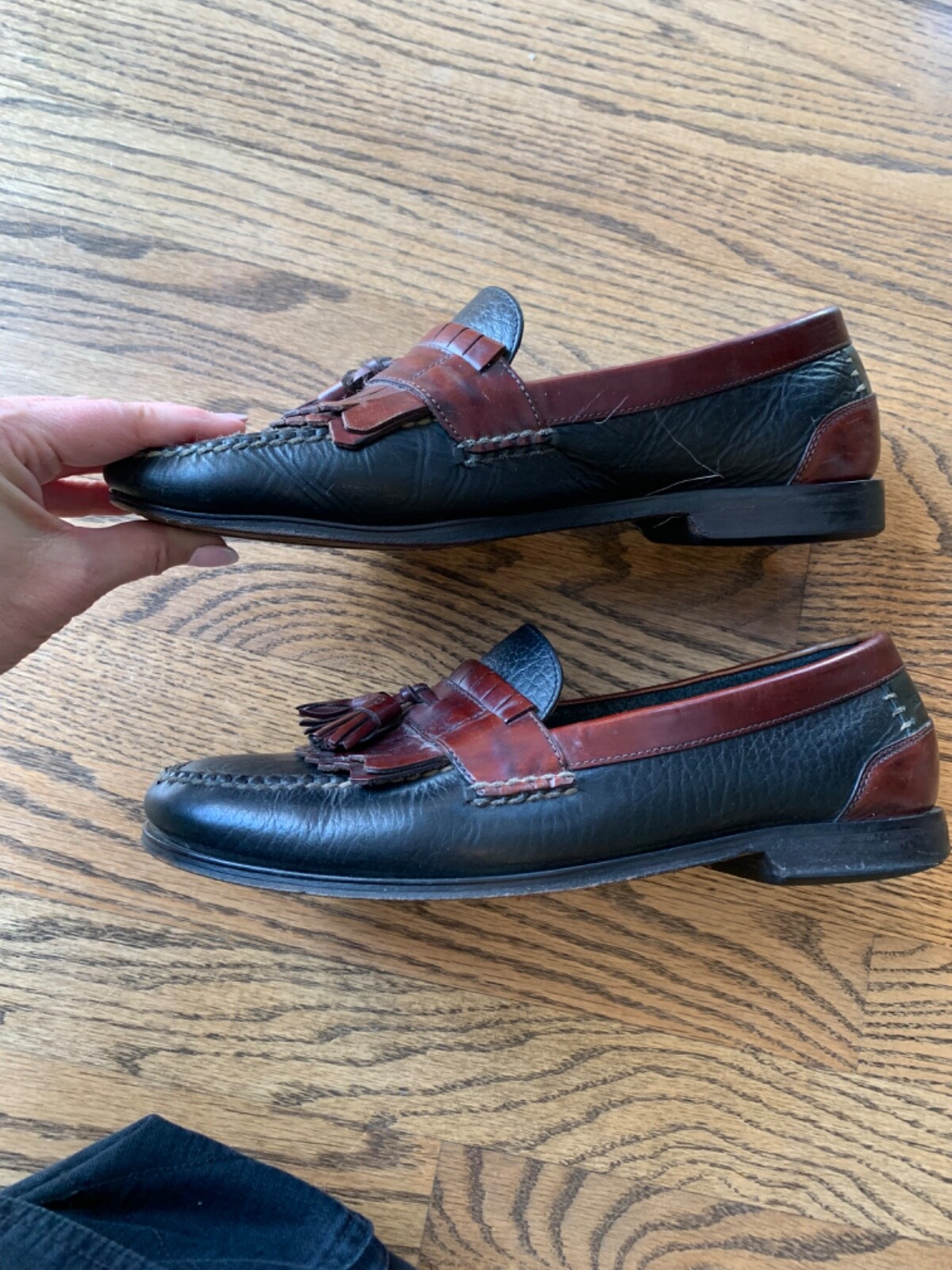 HS Trask 10.5 Burgundy/Black Leather Hand-Sewn Slip on Tassel Loafers ...