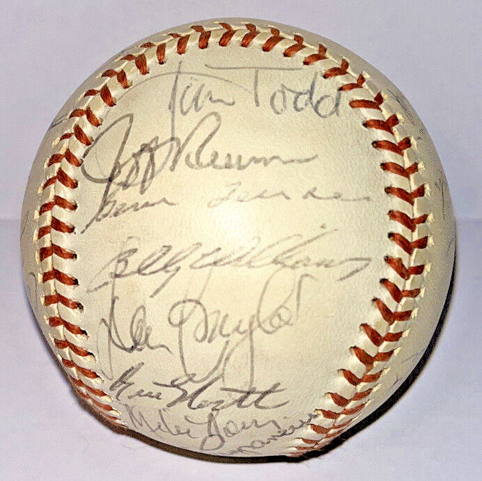 1976 Oakland A’s Team Signed Baseball,Fingers,Williams PSA/DNA 30 Autos ...