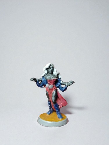 🔥Reaper Miniatures FEMALE VAMPIRE THRALL Pathfinder AD&D Frostgrave | eBay