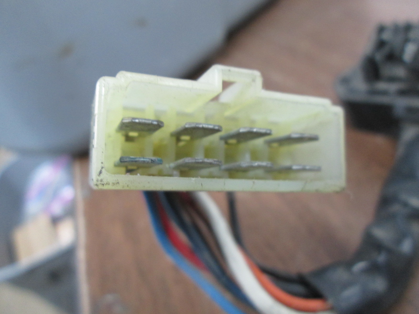 Triumph Incomp Fuse Box 90-92 Daytona 91-95 Trophy 95-98 Trident ...