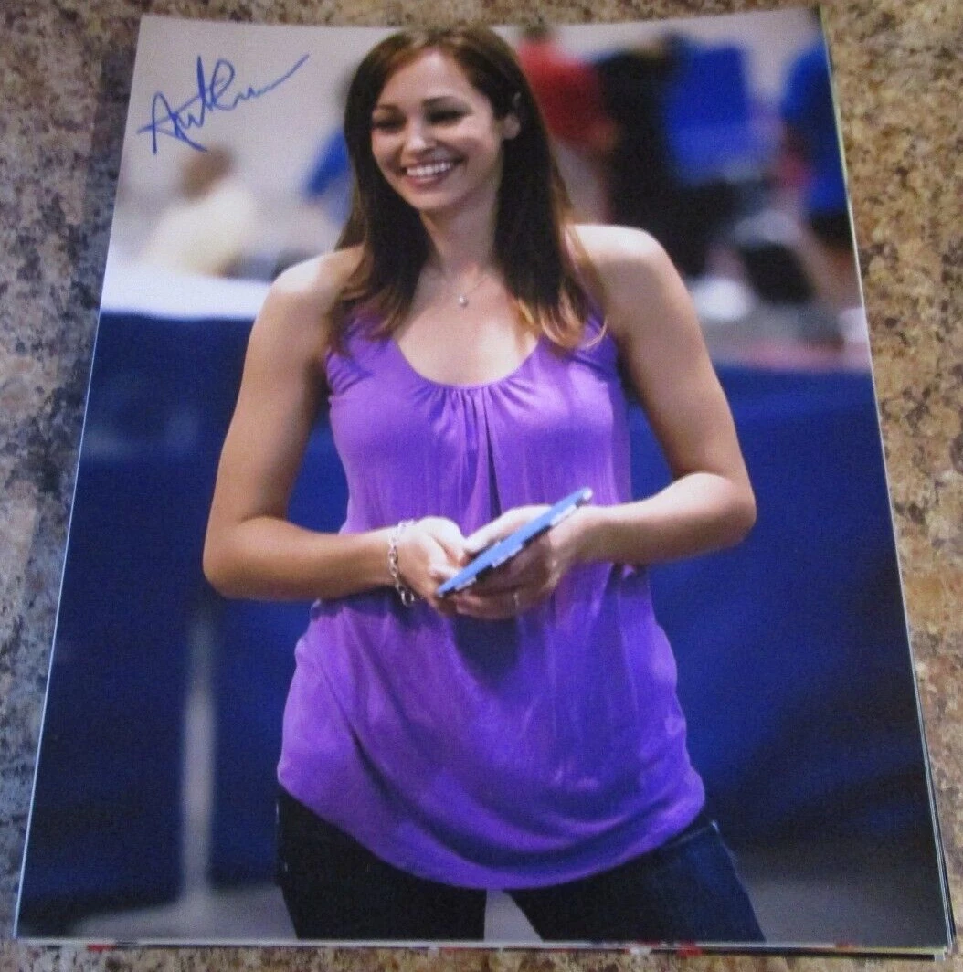 Autumn Reeser Entourage