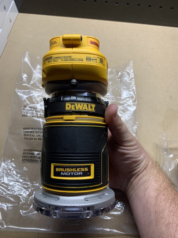 DEWALT DCW600B 20V MAX XR Cordless Compact Router - Tool Only ...
