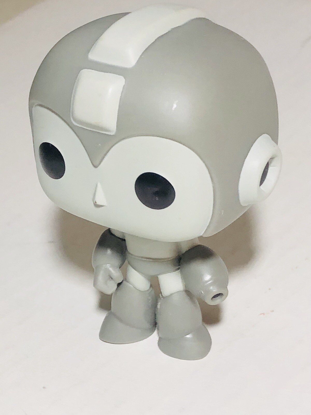Funko Pop! Vinyl Figure Mega Man Retro #102 GameStop Exclusive Loose | eBay