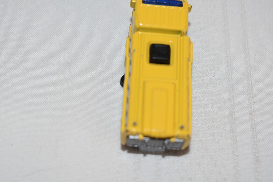 Matchbox 2009 Yellow Street Cleaner Made in Thailand MB776 | eBay