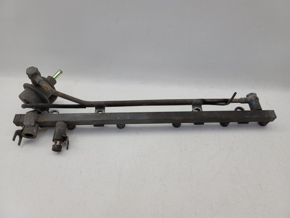 1982-1985 Toyota Celica Supra 5MGE 5M-GE fuel injector rail pipe ...