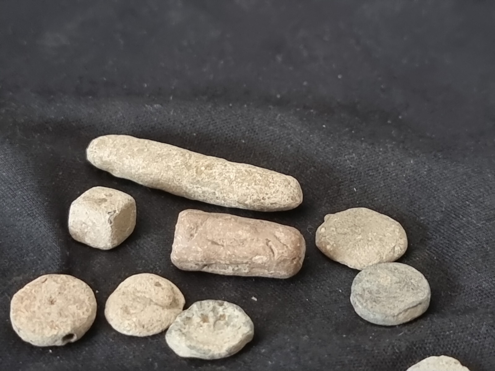 Viking lead hoard coin & trade weights 3 decorated A must see ...