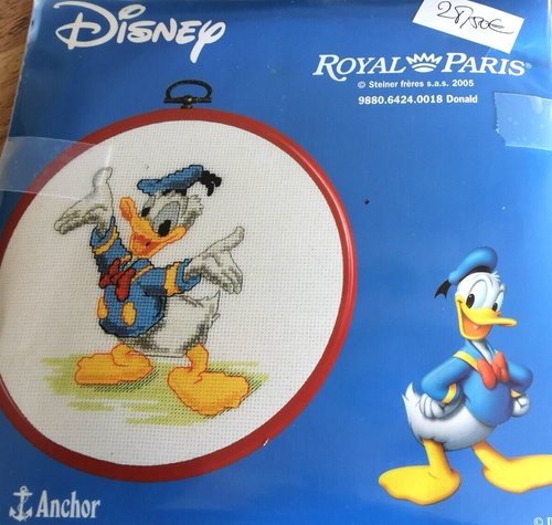N°365 KIT BRODERIE PT DE CROIX COMPTE CREATION MEDAILLON DISNEY DONALD ...