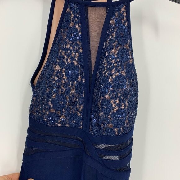 Morgan & Co. Lace Illusion Mesh Bodice Gown SZ 1 tall - Gem