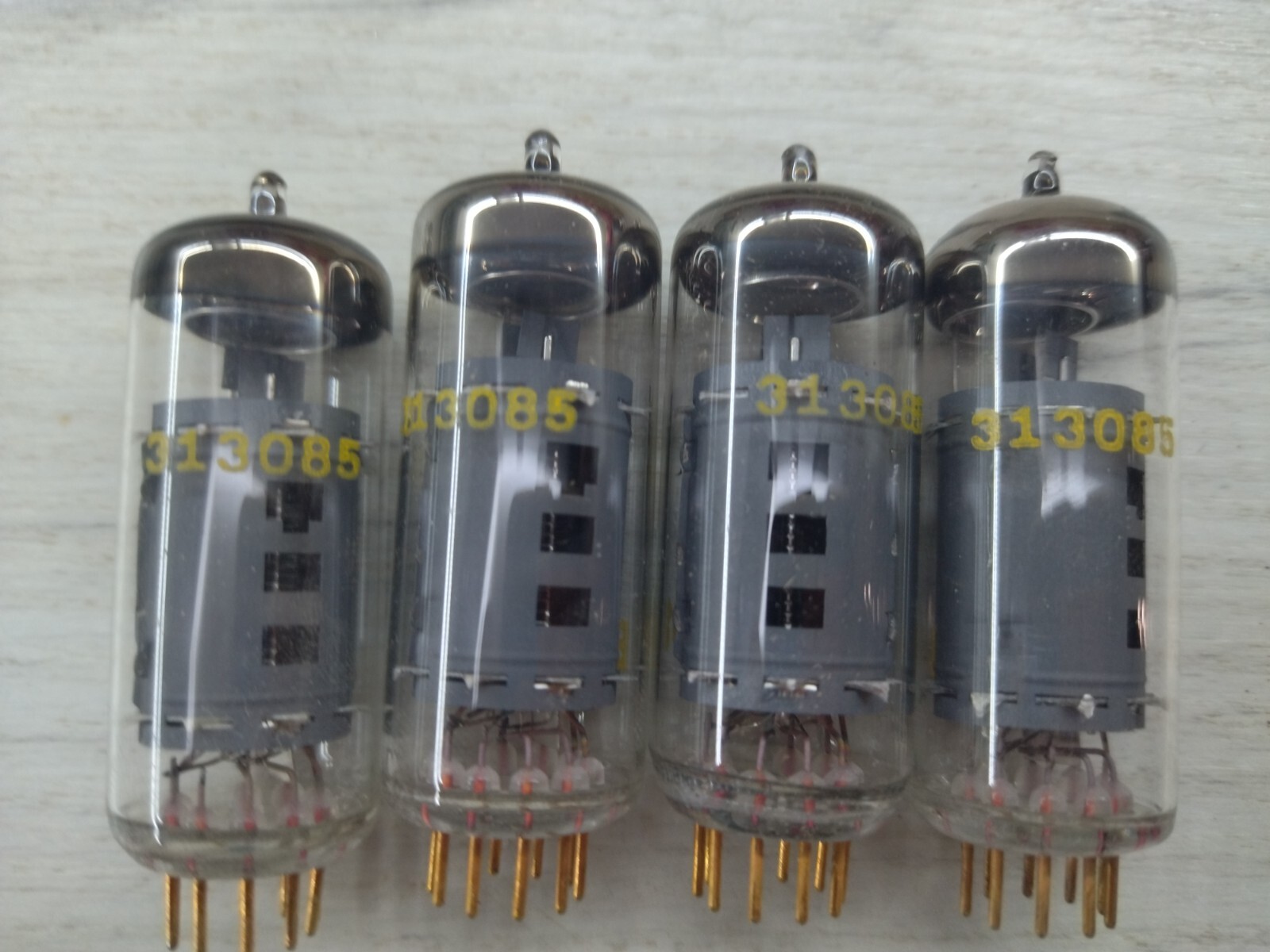 EL861 ~ E81L RFT WF NOS NIB vintage vacuum tubes. Quad. Gold pins. Same ...