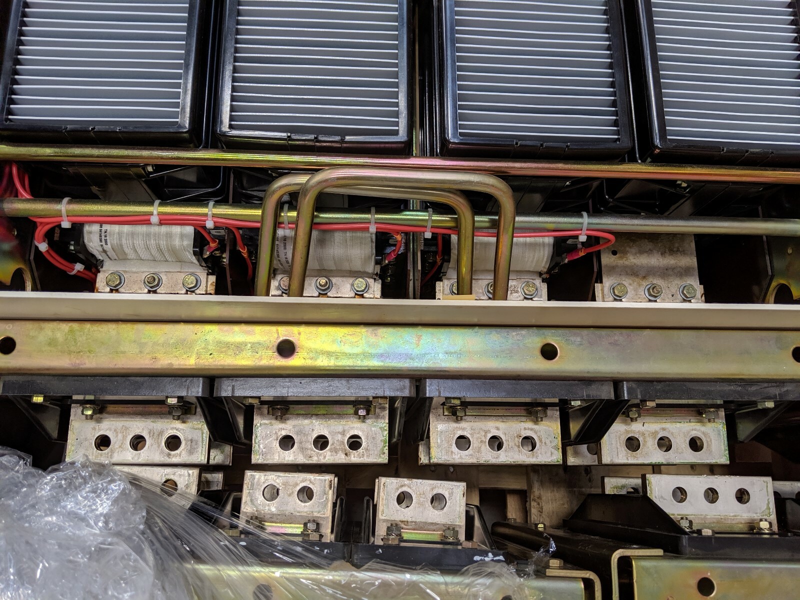 Unelec Spectronic 2000Amp Air Circuit Breaker with cradle | eBay Australia