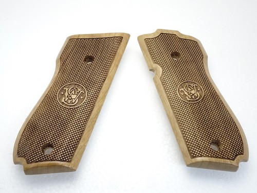 SMITH AND WESSON S&W MODEL 39, 52, 439, 539, 639,9mm CHECKERED WALNUT ...
