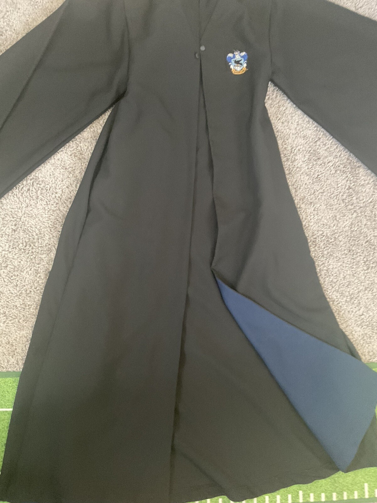 Harry potter Ravenclaw from Universal Studios wizard cape + wand ...