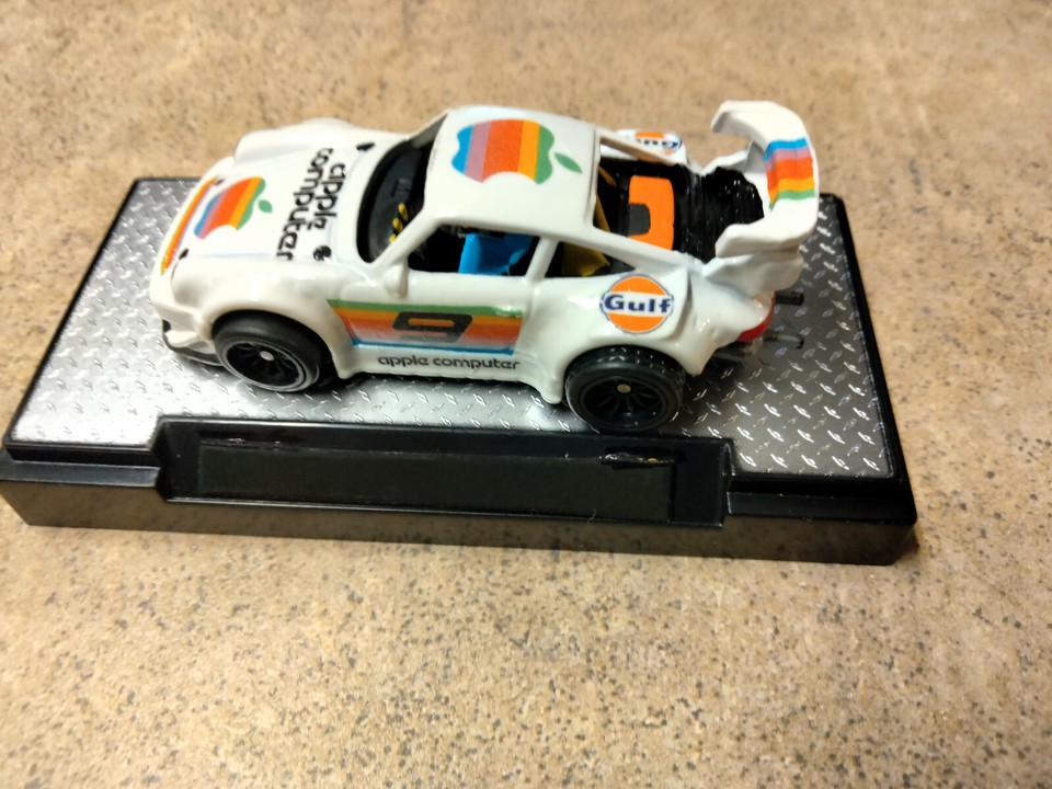 Hot Wheels APPLE COMPUTER LIVERY PORSCHE RWB 930 W/REALRIDERS-CUSTOM ...