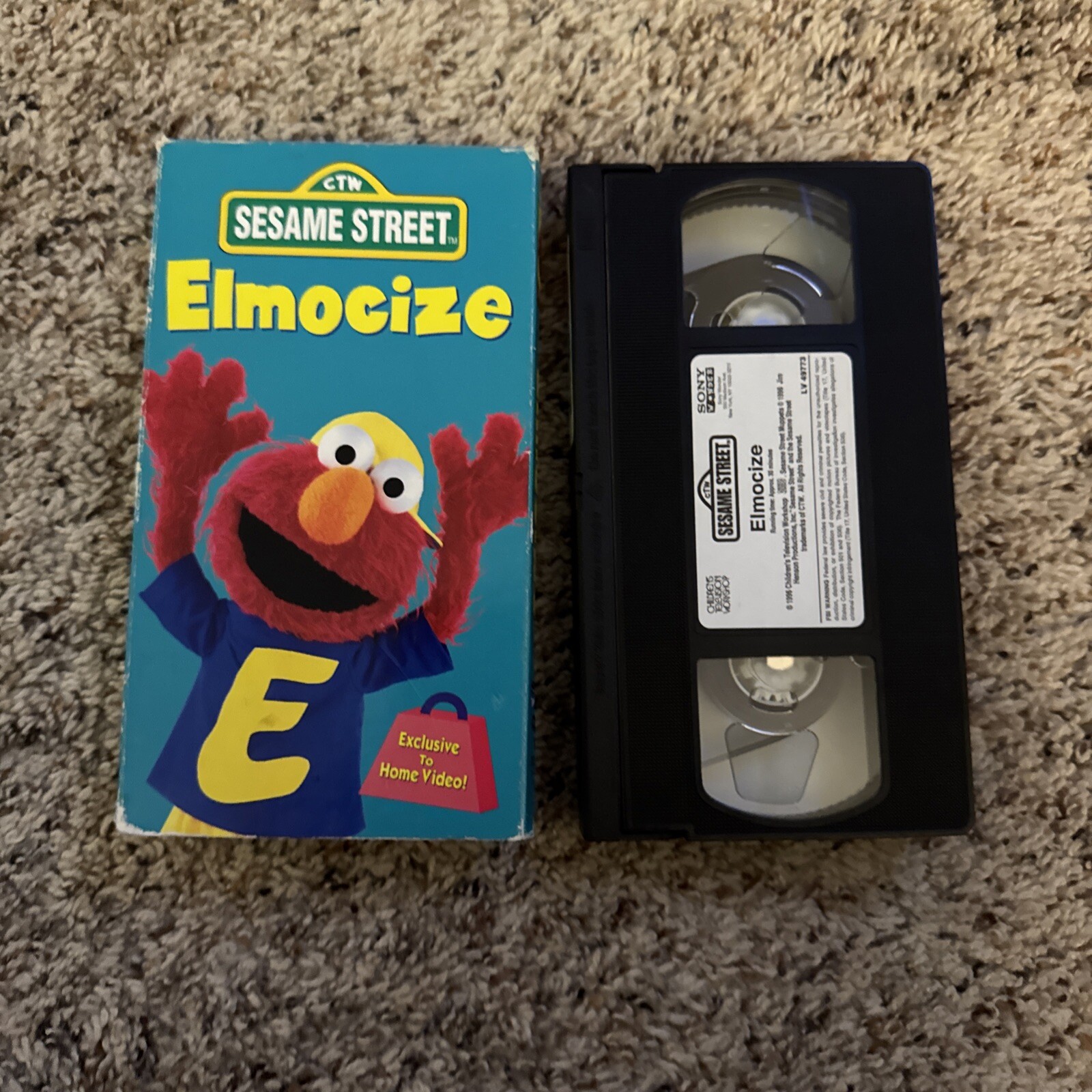 Elmocize VTG VHS 1996 Elmo Kids Video Sesame Street Exercise Workout ...