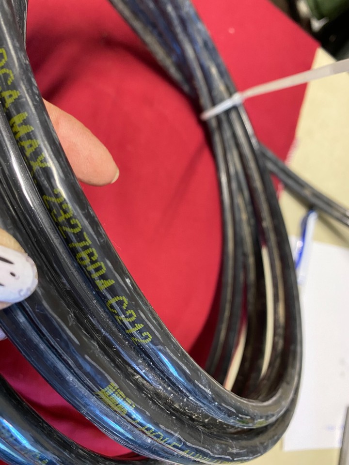 PHILLIPS J3082 - 2019 2 POLE AUX CABLE 4 GA, 100 DC, 2327604 C 212 | eBay