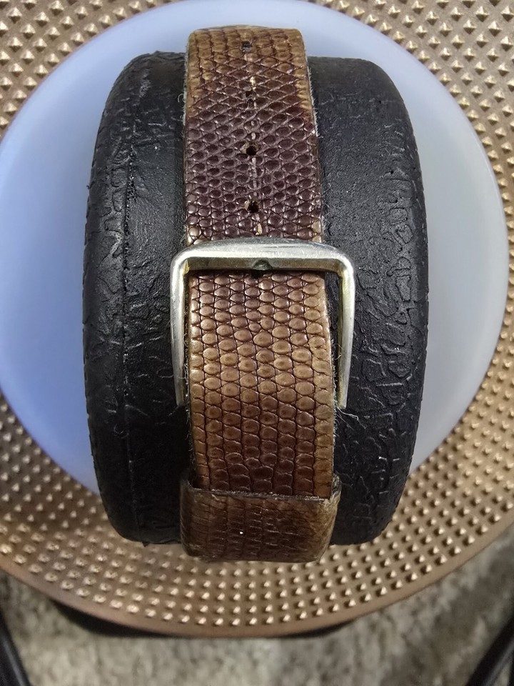 SEIKO VINTAGE DAY-DATE ARABIC NUMERAL QUARTZ WATCH | eBay