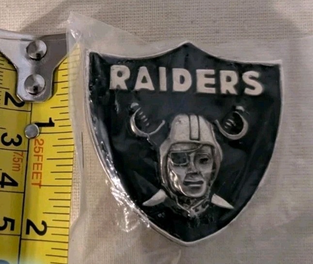 Vintage Las Vegas Oakland Raiders Shield Logo Lapel Pin NOS NFL ...