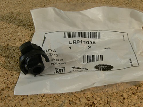 LAND ROVER COOLING SYSTEM BLEED PLUG LR4 RANGE ROVER SPORT VELAR ...