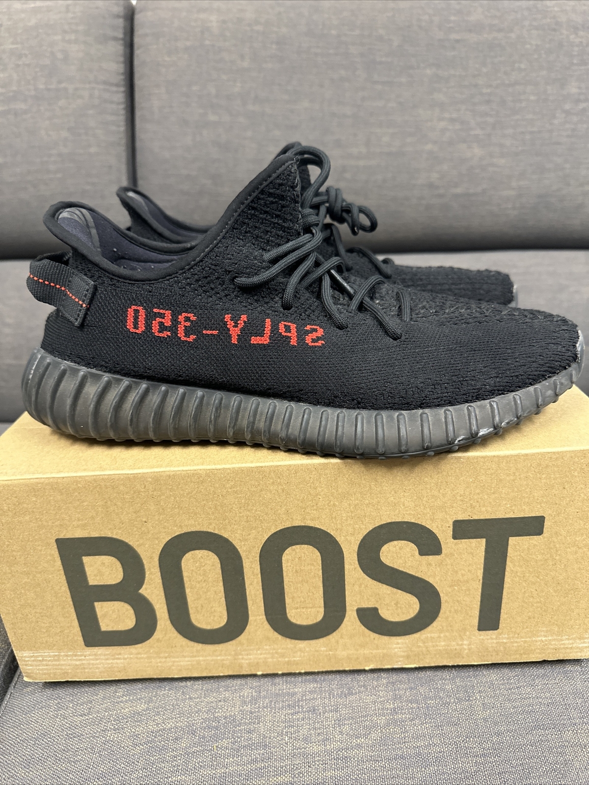 Size 11 - adidas Yeezy Boost 350 V2 Low Bred CP9652 - Good Condition