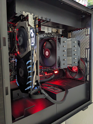 Custom-Built Gaming PC - MSI 1070 GPU, i7-7700K CPU, Gigabyte ATX ...