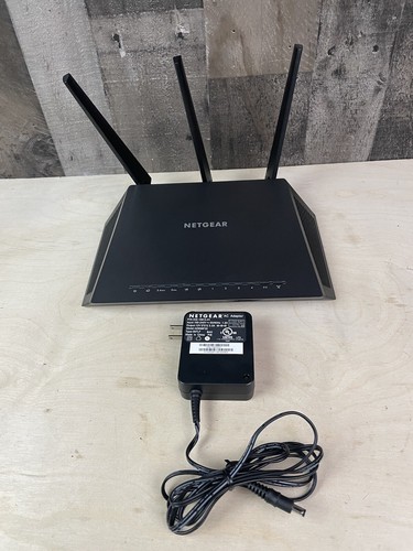 NETGEAR R7000 Nighthawk AC1900 Dual Band Wi-Fi Gigabit Router 2.4GHZ ...