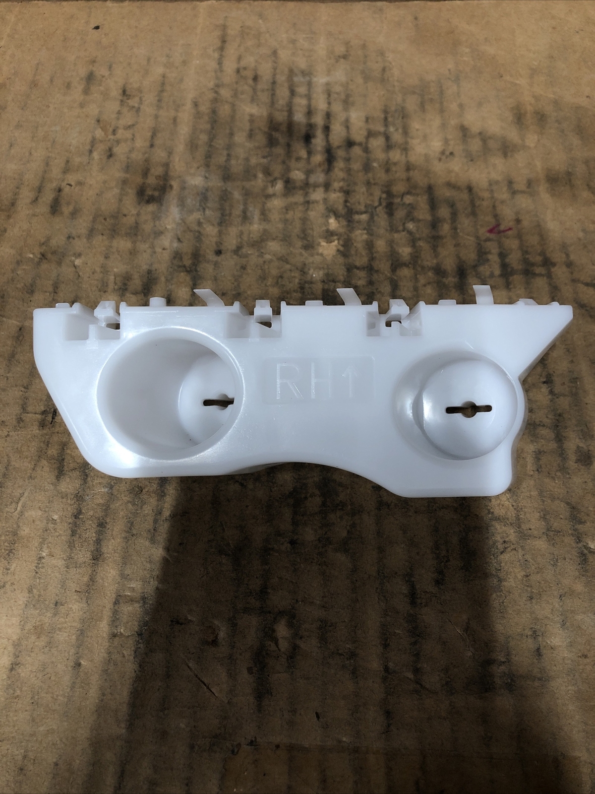 New Old Stock Nissan Genuine Parts Bumper Cover Bracket RH Part #62220 ...