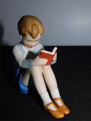 EARLY GOEBEL SITTING BOY READING BOOK FIGURE | eBay