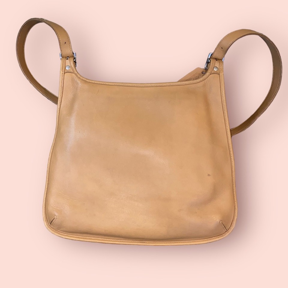COACH Vintage 9134 Large Tan Leather Hippie Flap Saddle Crossbody ...