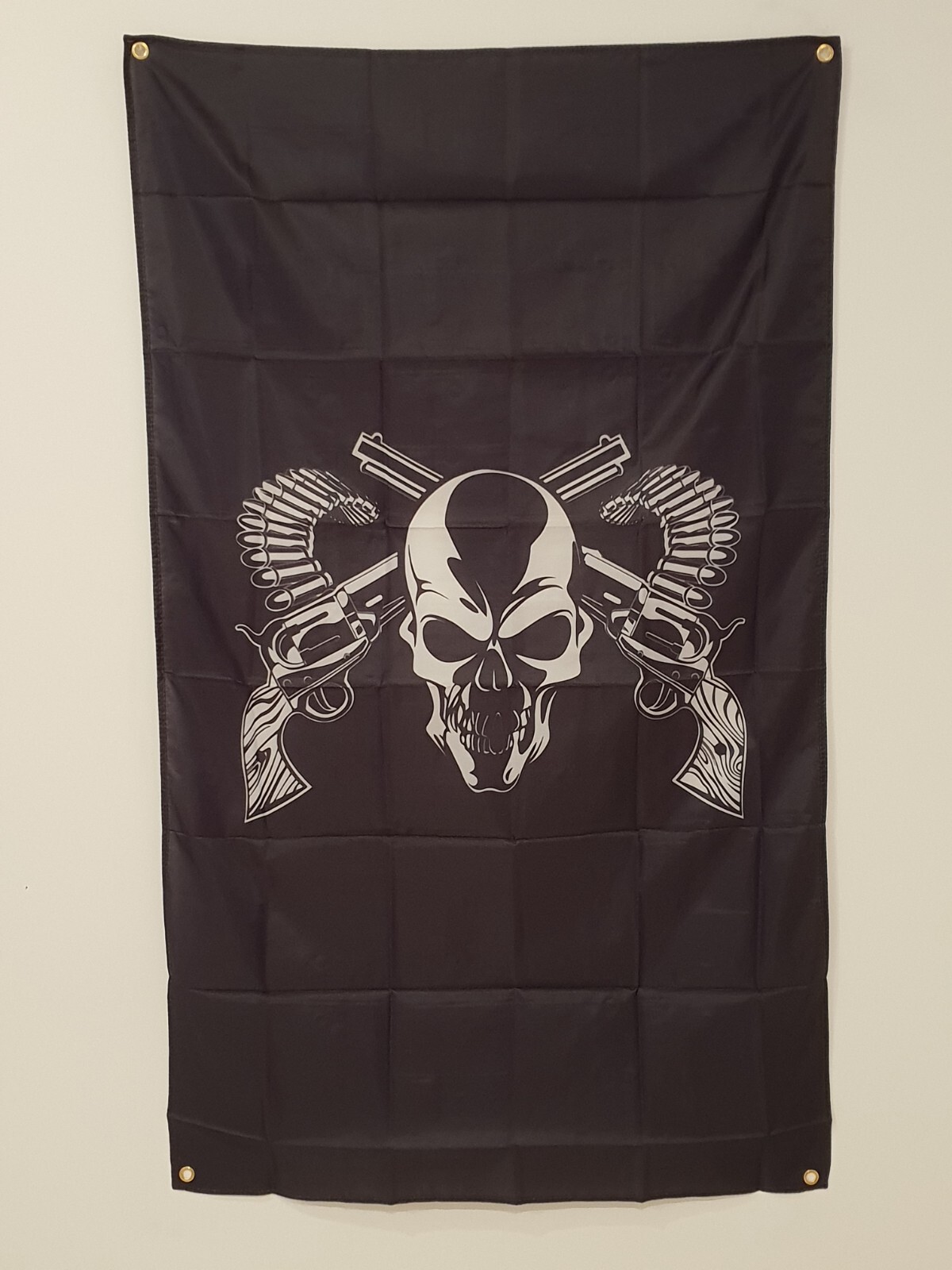 Quality Skull and cross guns Flag 150 x 90cm Banner for the Man Cave ...