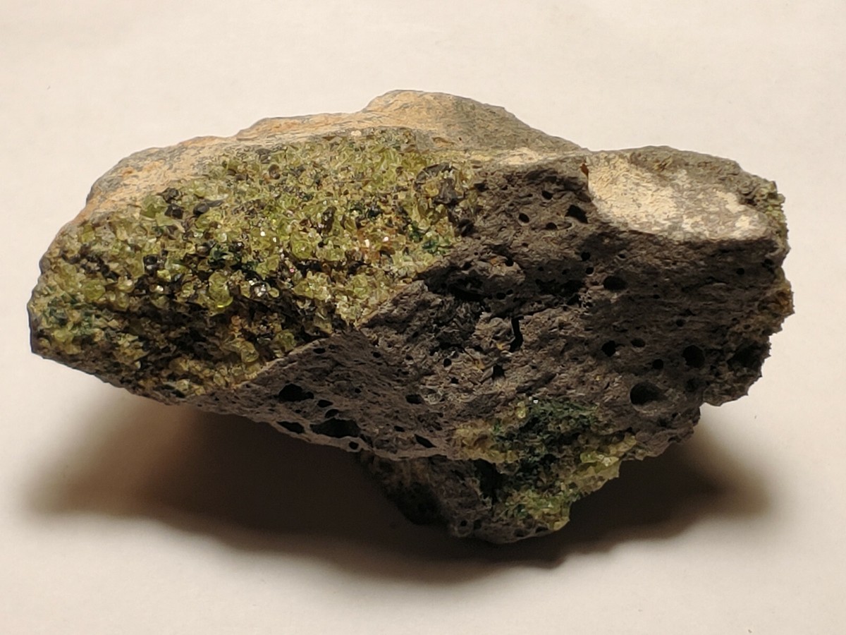 San Carlos Peridot Mine Peridot Gemstones: Natural Peridot Gems