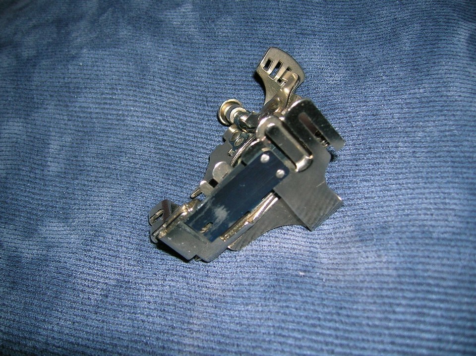 Singer Vintage Ruffler Sewing Machine Foot Low Shank 120598 | eBay