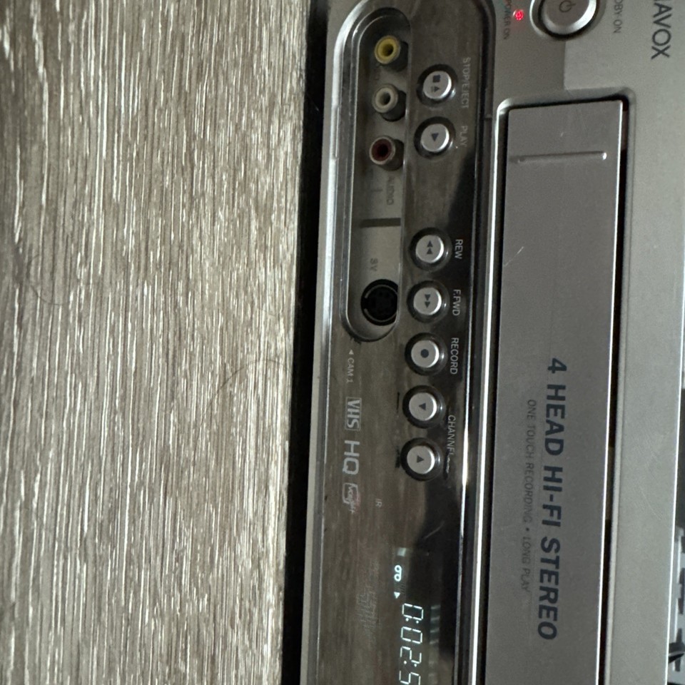 Magnavox MRV700VR/17 Progressive-Scan DVD Player/DVD+R/+RW Recorder/VCR ...