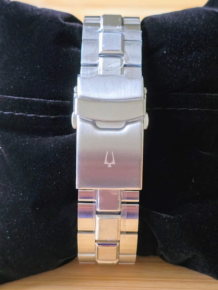 Bulova Precisionist Green Dial Octagon Chronograph Men's Watch 96B409 ...