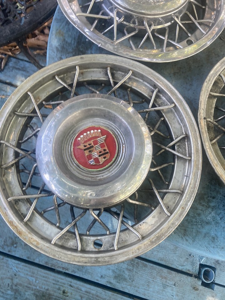 FIVE Vintage 1950-1955 Cadillac 15" Wire Wheel Hubcaps / Wheel Covers ...