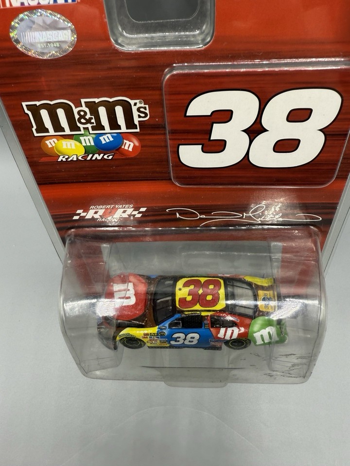 2007 David Gilliland M&Ms 1:64 scale Driver's Select Limited Edition ...