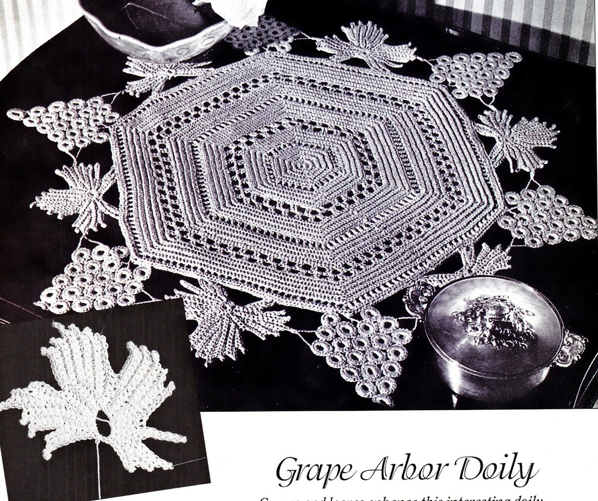 Vintage Doily Crochet Patterns 1940s CHARMING Vintage Crochet Booklet