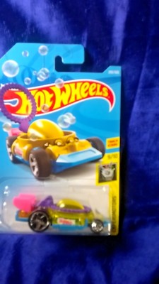 Hot Wheels Bubble Matic Experimotors #9/10 Track Stars Yellow Bubble ...