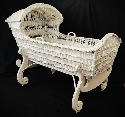1800-1899 - Baby Crib