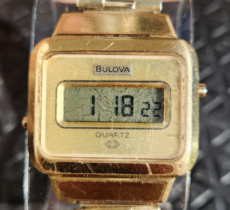 Vtg Bulova 1977 Computron Digital Quartz LCD Men's 36mm Watch Gold Tone ...