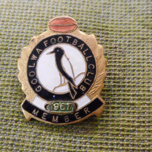 #D103. 1967 GOOLWA AUSTRALIAN FOOTBALL CLUB LAPEL BADGE | eBay Australia
